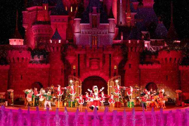Celebrate “A Disney Christmas” with “Disney Christmas Live in Concert ...